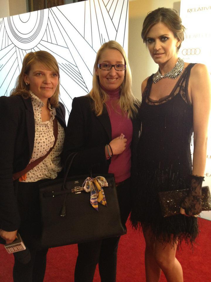 Onze redactrices spotten Astrid Bryan op de rode loper in Hollywood ...