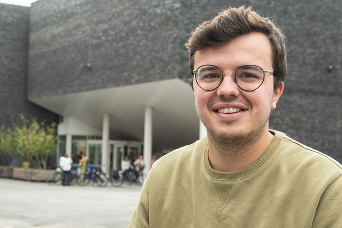 Jonas (25) wordt communicatieverantwoordelijke van alle ...