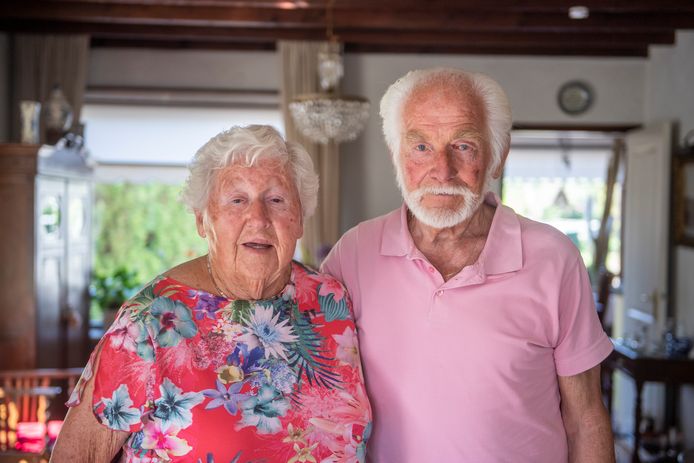 Henk en Riny, 60 jaar getrouwd en compleet kampeergek: ‘We namen zelfs ...