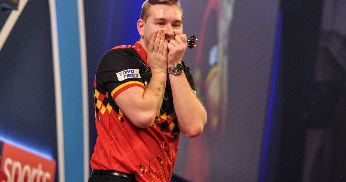 Dimitri Van den Bergh verbetert record van dartslegende Phil Taylor ...