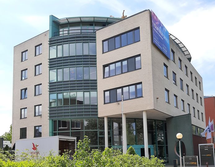 KVK gaat telefoonnummers ondernemers afschermen om misbruik tegen te gaan | Economie | AD.nl