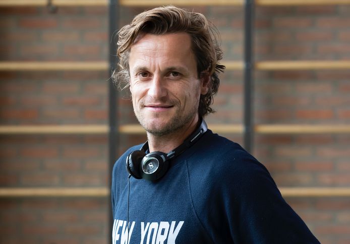 Tim Van Aelst maakt nieuwe romantische fictiereeks ‘Billie vs Benjamin ...