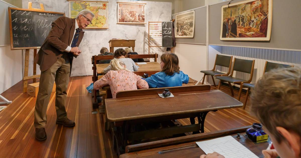 Schoolklas uit Hasselt gaat 70 jaar terug in de tijd | Zwartewaterland ...