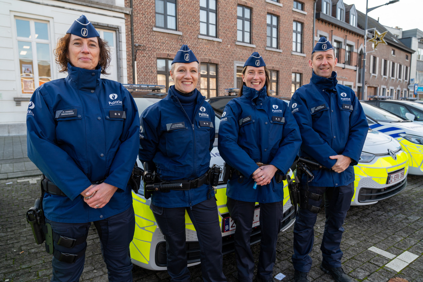 Wijkinspecteurs van zone Limburg Regio Hoofdstad rijden nu elektrisch ...