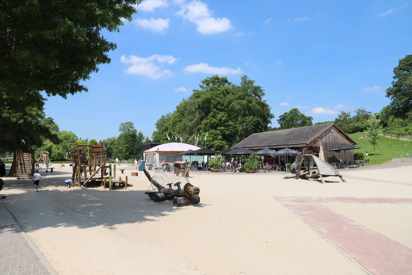IN BEELD. Zo beleefde u deze zomerse dag in het Domein van Huizingen ...