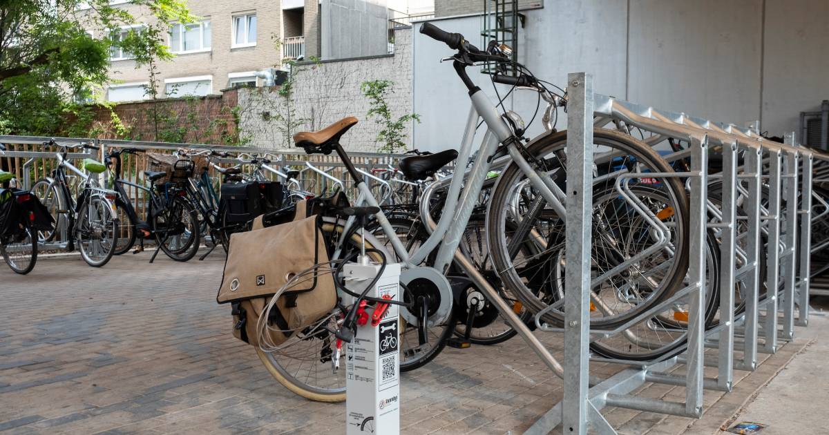 Platte band? District zoekt interessante locaties voor 50 fietspompen ...