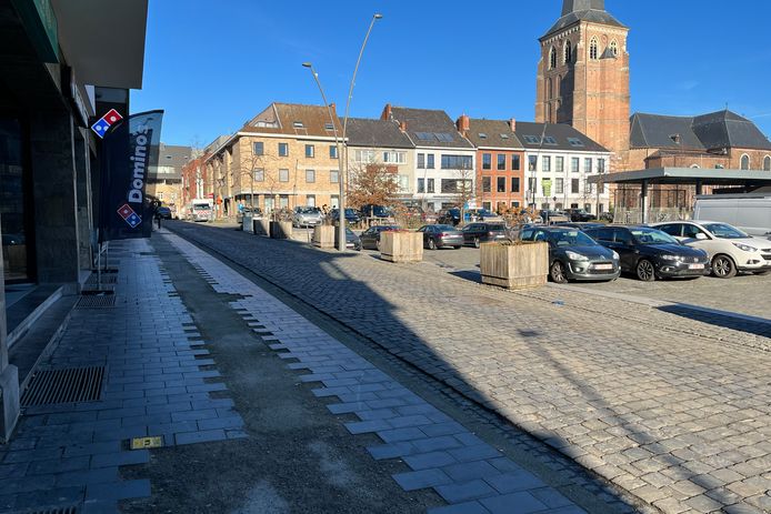 Diepenbeek vernieuwt voetpaden aan Marktplein vanaf deze week ...