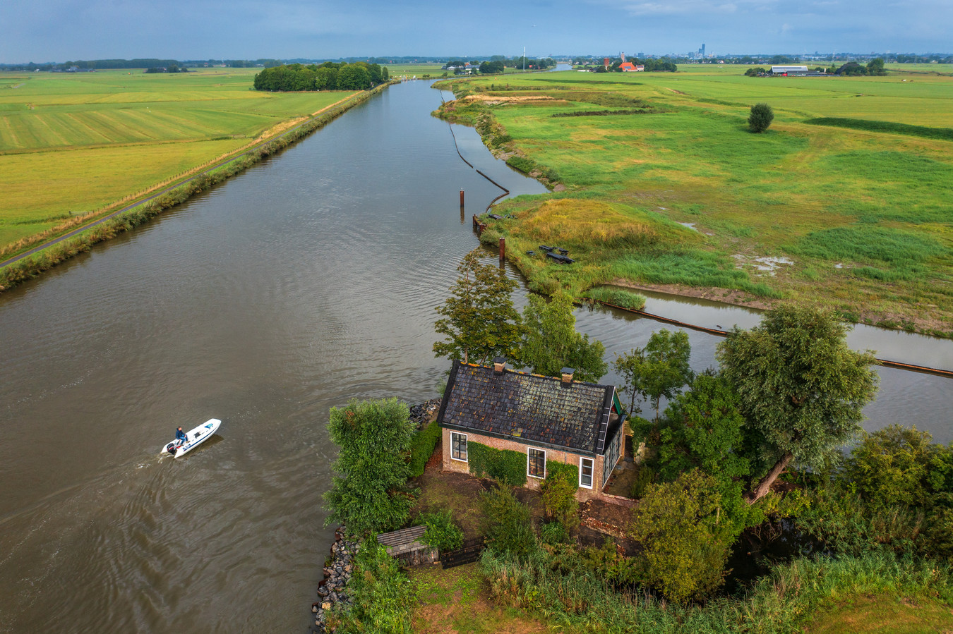 Best bekeken huis op Funda, alleen met boot te bereiken, is verkocht ...