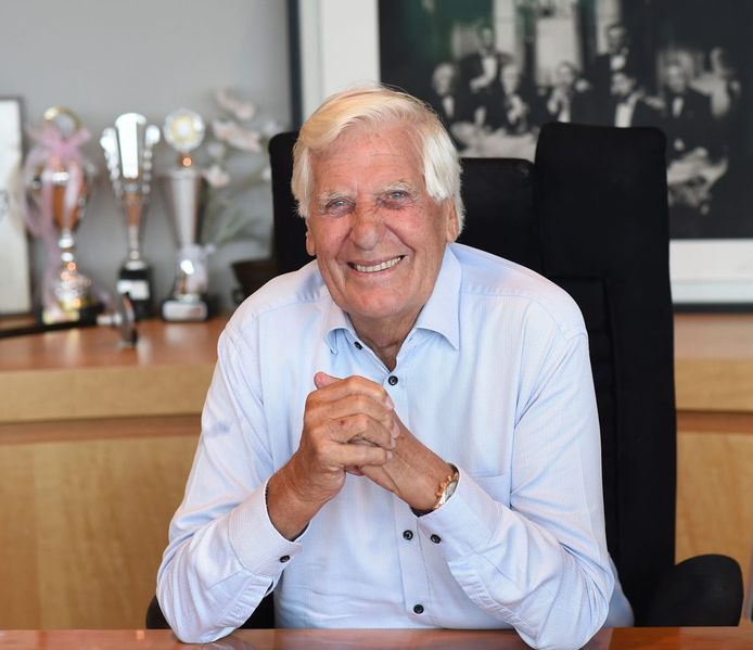 Via bakkers in Den Bosch kwam multimiljonair Bill Groenewoud (1931-2023 ...