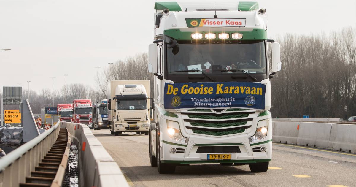 Gooise Karavaan: 70 truckers met cliënten Amerpoort doorkruisen Baarn ...
