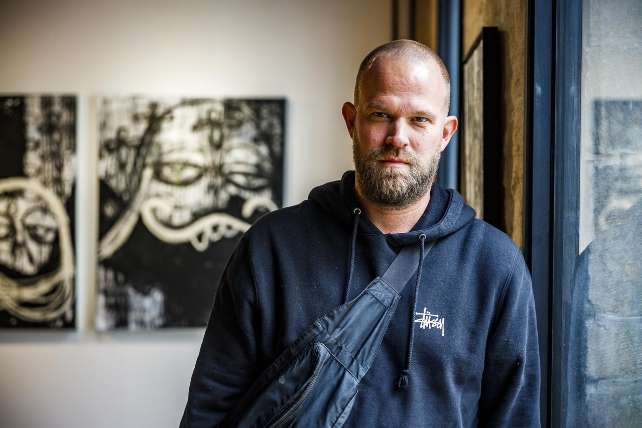 Amerikaanse kunstenaar Harif Guzman exposeert in Black Gallery | Foto ...