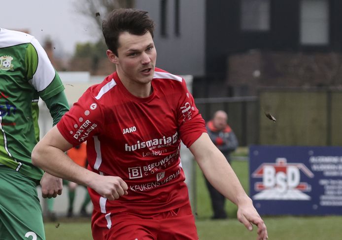 Wouter Vervaeke (Olympic Ledegem) blijft ondanks 43 op 48 op zijn hoede ...