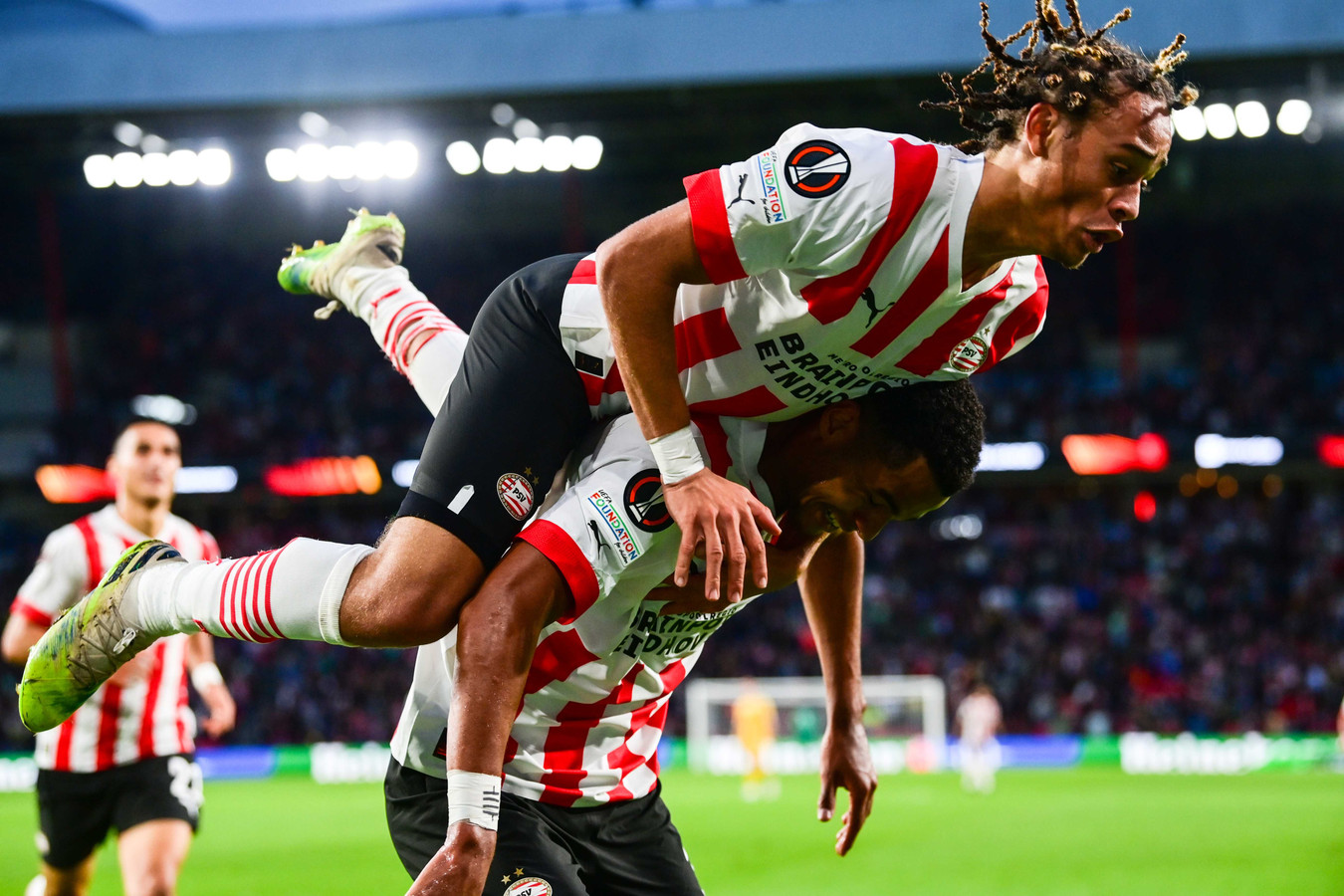 PSV incasseert ook tegen Bodø/Glimt en begint Europa League met ...