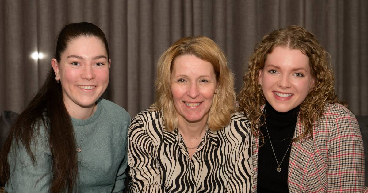 Scheidsrechterskoppel bestormt de top dankzij hulp van oud-toparbiter ...