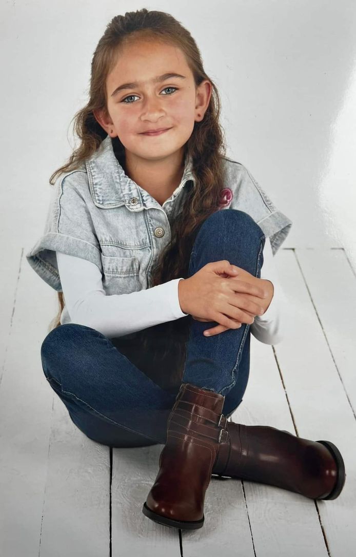 Féline (8) strijdt voor titel Topmodel Belgium Kids: “Later wil ik ...