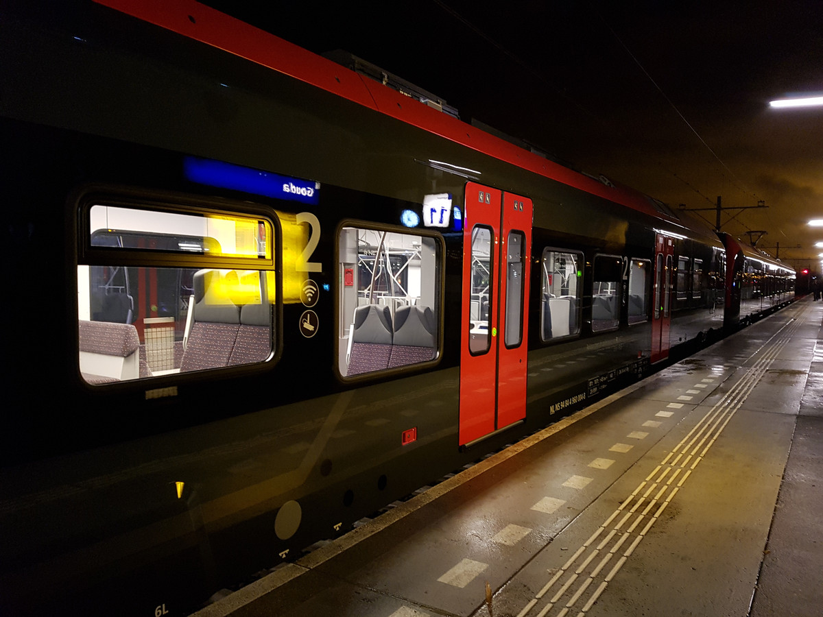 Dit is waarom je zo lang op de trein moest wachten tussen Gouda en ...