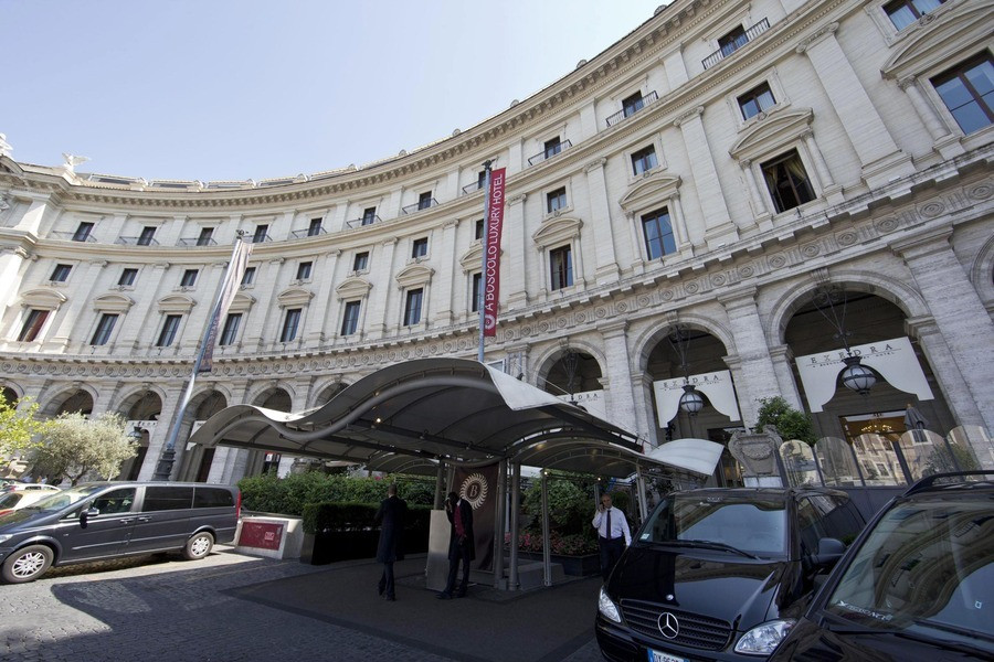 Hotelkamer James Gandolfini is mekka voor paparazzi | Foto | hln.be