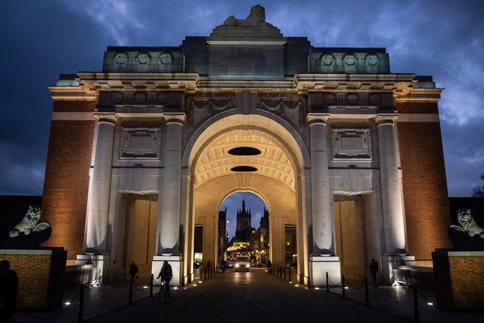 Ieper opent tijdelijke openluchttentoonstelling over Sir Reginald ...