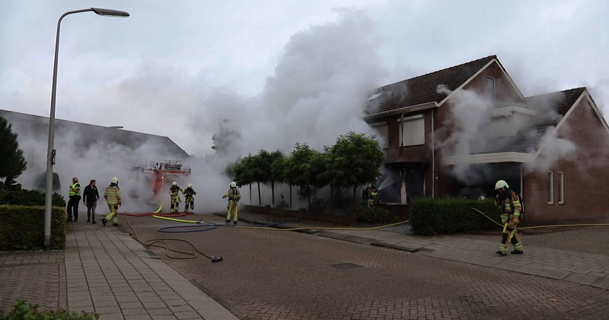 Raaltenaar die om echtscheiding zijn eigen huis in brand stak moet 2 ...