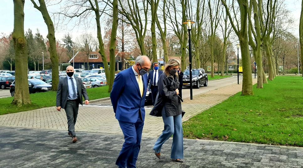 Over stress, somberheid en eenzaamheid: koningin Máxima praat met ... Over stress, somberheid en eenzaamheid: koningin Máxima praat met ...