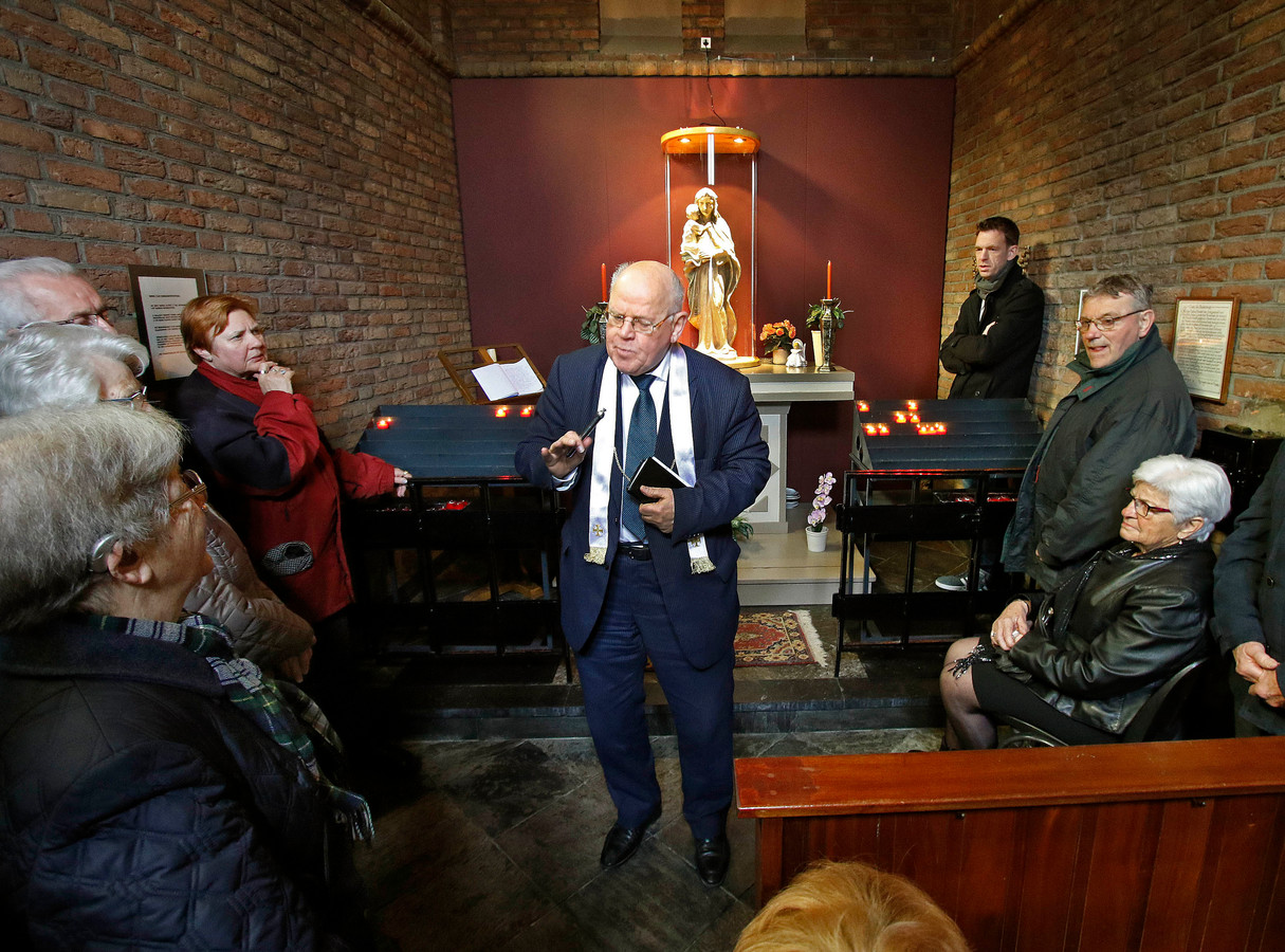 Laatste wens van pastoor Willemsen (91)? ‘Bedank mijn leerlingen en ...