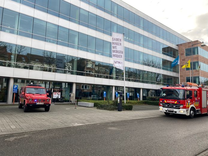 Gebouwen OVAM volledig ontruimd nadat er poederbrief aankwam | Mechelen ...