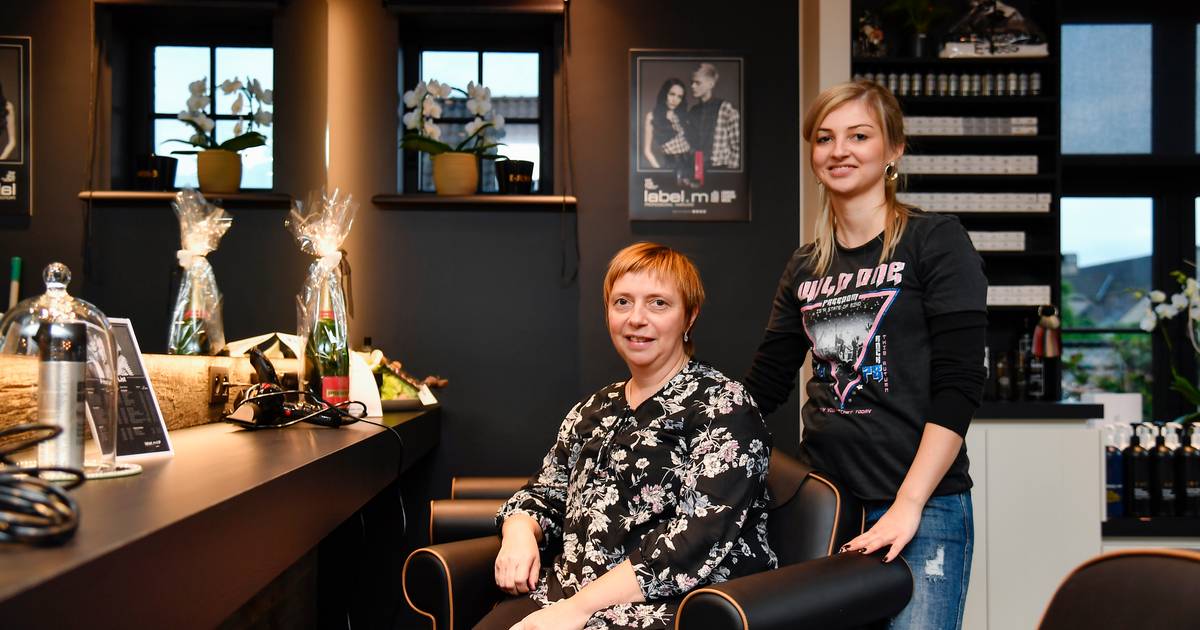 Na dubbel gevecht van eigen mama tegen kanker specialiseert kapster ...