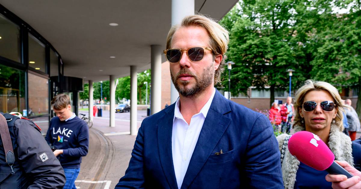 Waarom schreven wij Thijs Römer en geen Thijs R. toen hij voor de rechter stond? | Achter de ...