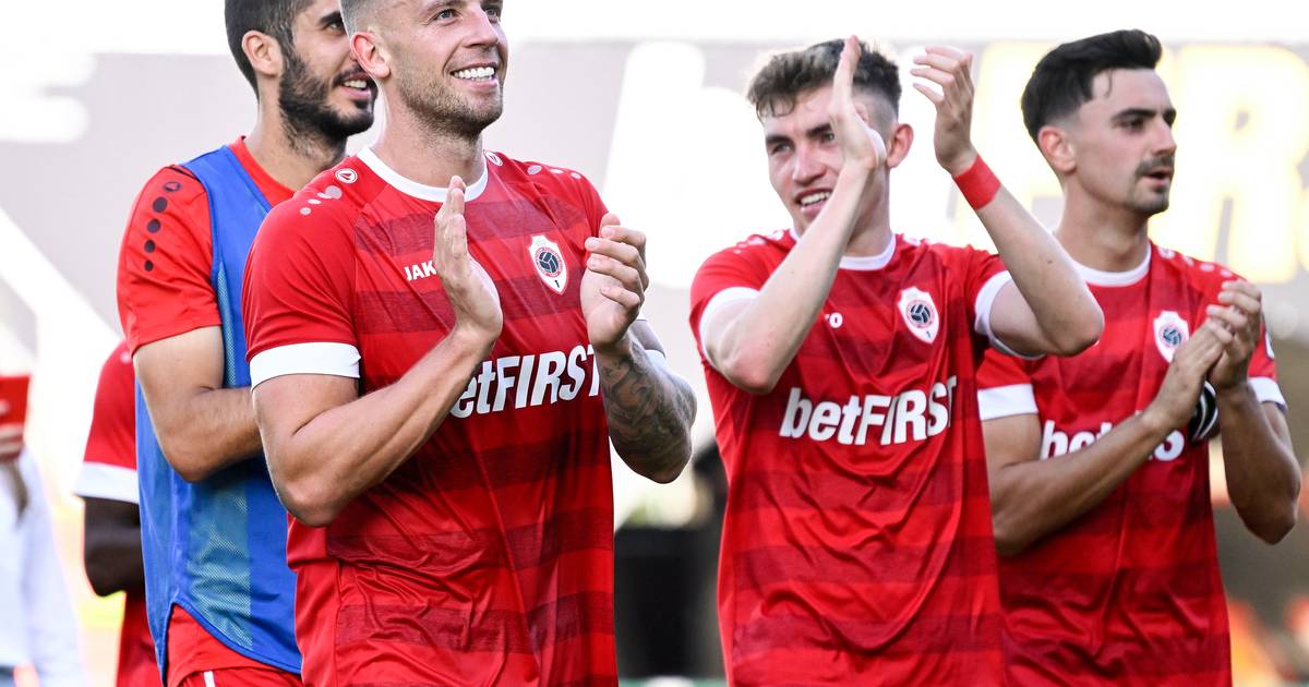 Zeven zeges op rij en zelfs Radja blijft lachen op de bank: hoe Van ...