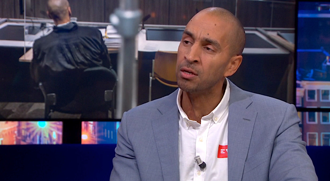 Kijkers verbolgen over ‘reclame maken over de rug van Nicky Verstappen ...