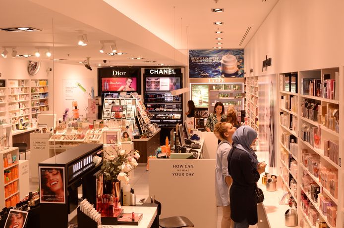 Luxueuze parfumerie in Wijnegem Shop Eat Enjoy krijgt upgrade, winkel ...