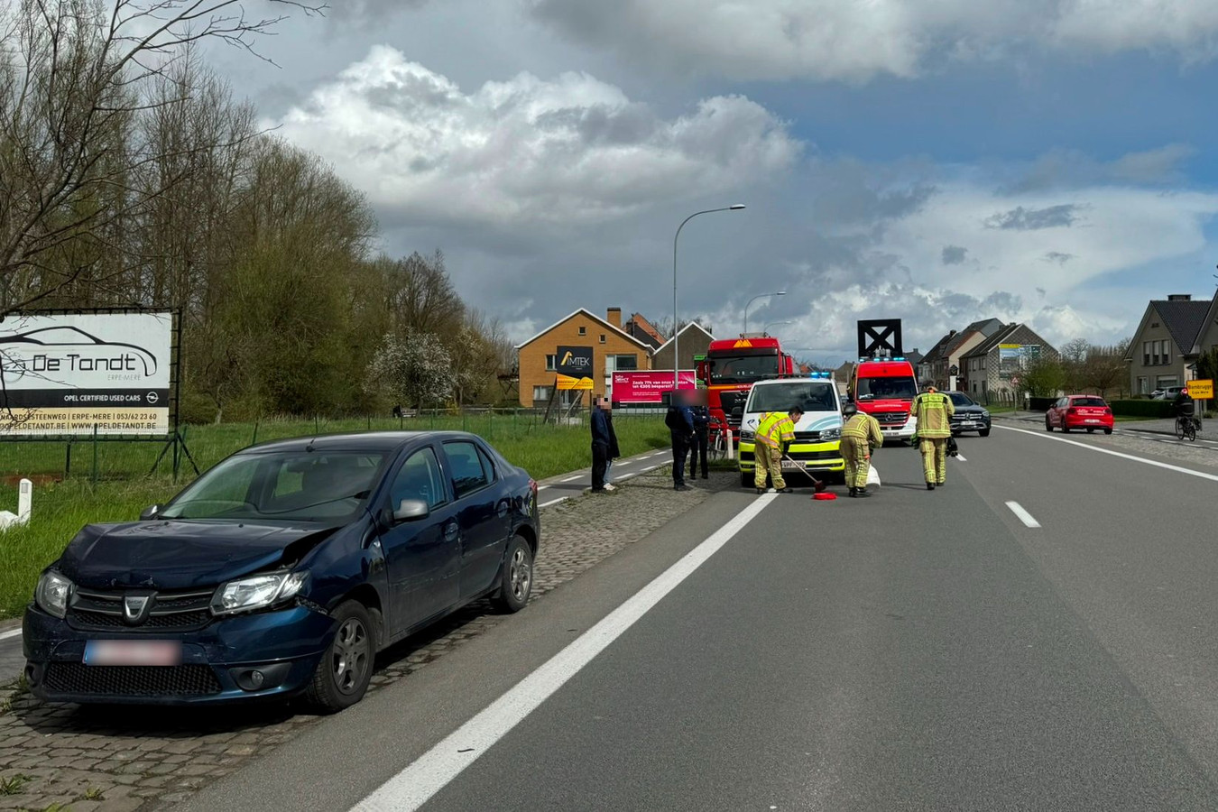 Leerling-bestuurder betrokken bij botsing tijdens rijles in Erpe-Mere ...