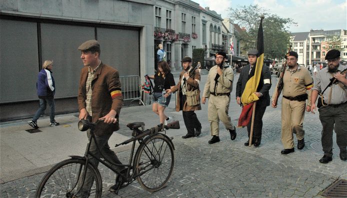 Ronse viert zijn bevrijding met Liberation March | Ronse | hln.be