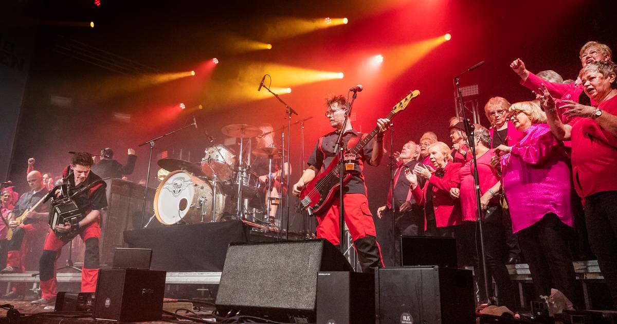 Loosbroek viert ‘grootste maisfeest van Europa’: ‘We zijn hier allemaal ...