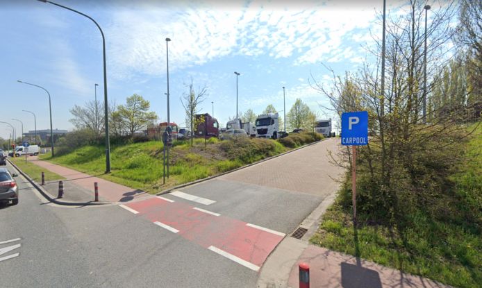 Tijdelijke sluiting van carpoolparking Edingensesteenweg | Halle | hln.be