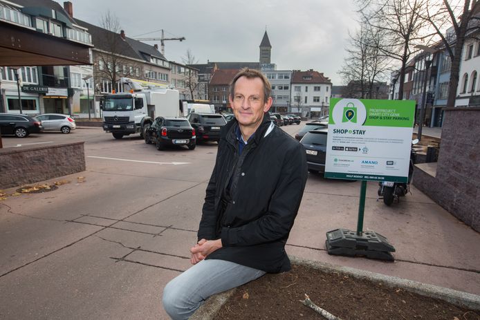 Anderhalf uur gratis parkeren op Fruitmarkt | Genk | hln.be