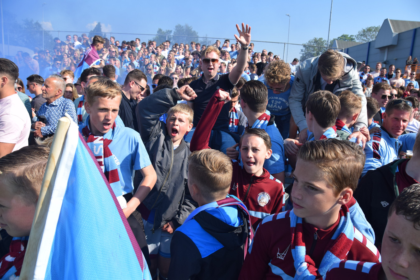 SC Monster kroont zich in het hol van de leeuw tot kampioen: een ...
