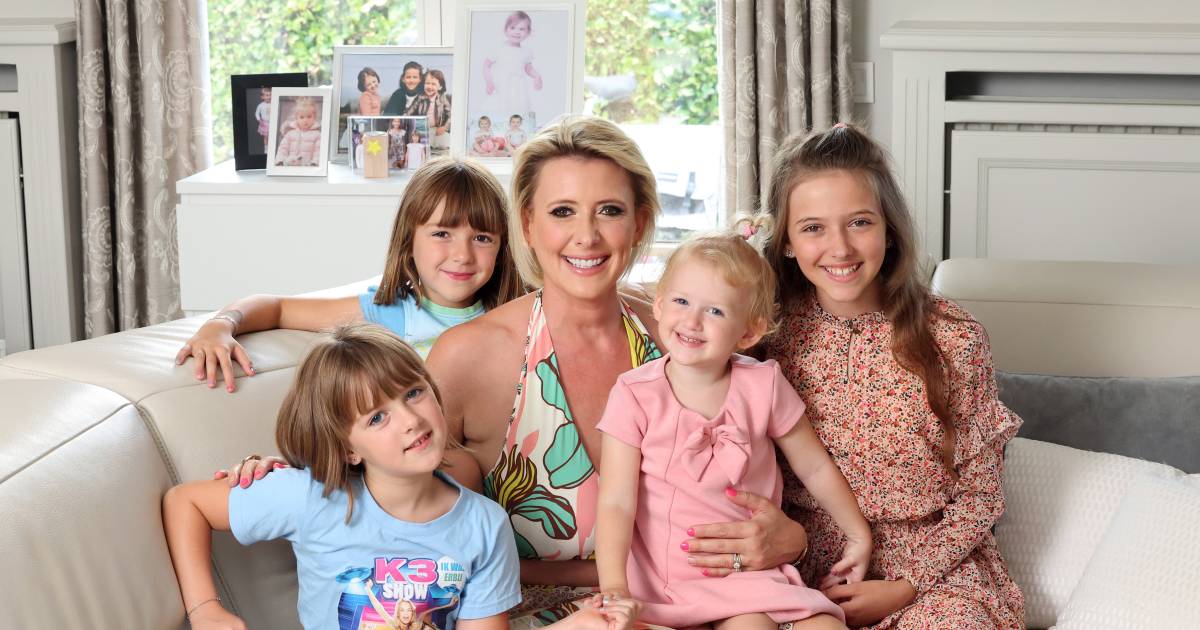 BINNENKIJKEN. Trisha woont in het huis van wijlen Ignace Crombé: “Soms ...