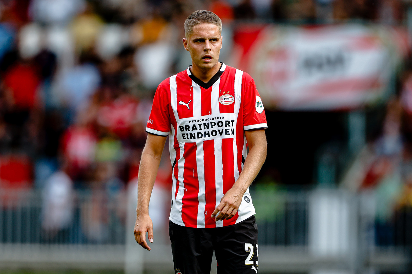 Net terug van zijn ‘strandbedje’ is Joey Veerman kritisch op fouten van ... Net terug van zijn ‘strandbedje’ is Joey Veerman kritisch op fouten van ...