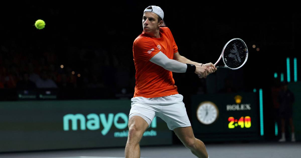 Favorieten Tallon Griekspoor en Botic van de Zandschulp plaatsen zich voor finale NK tennis ...