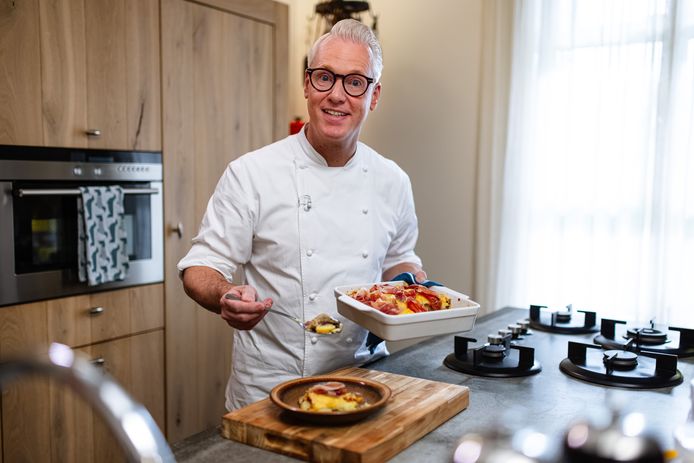 Zo brengt Rudolph van Veen zijn klassieke andijviestamppot het liefst ...