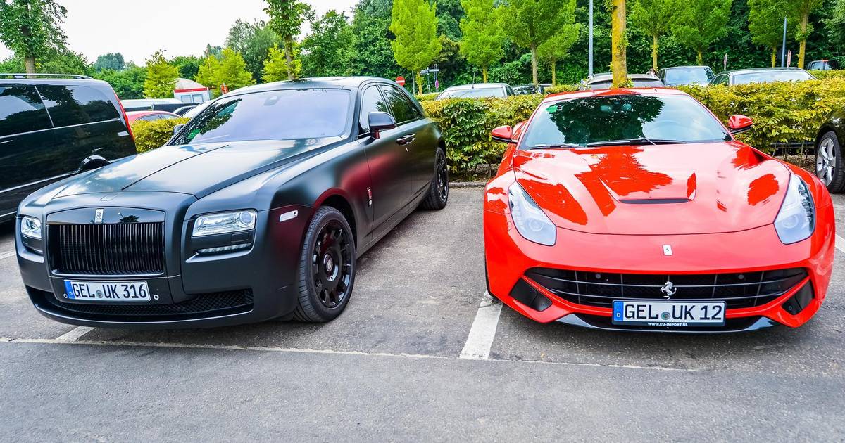 Afrojack heeft Rolls én Ferrari bij | Tomorrowland | hln.be