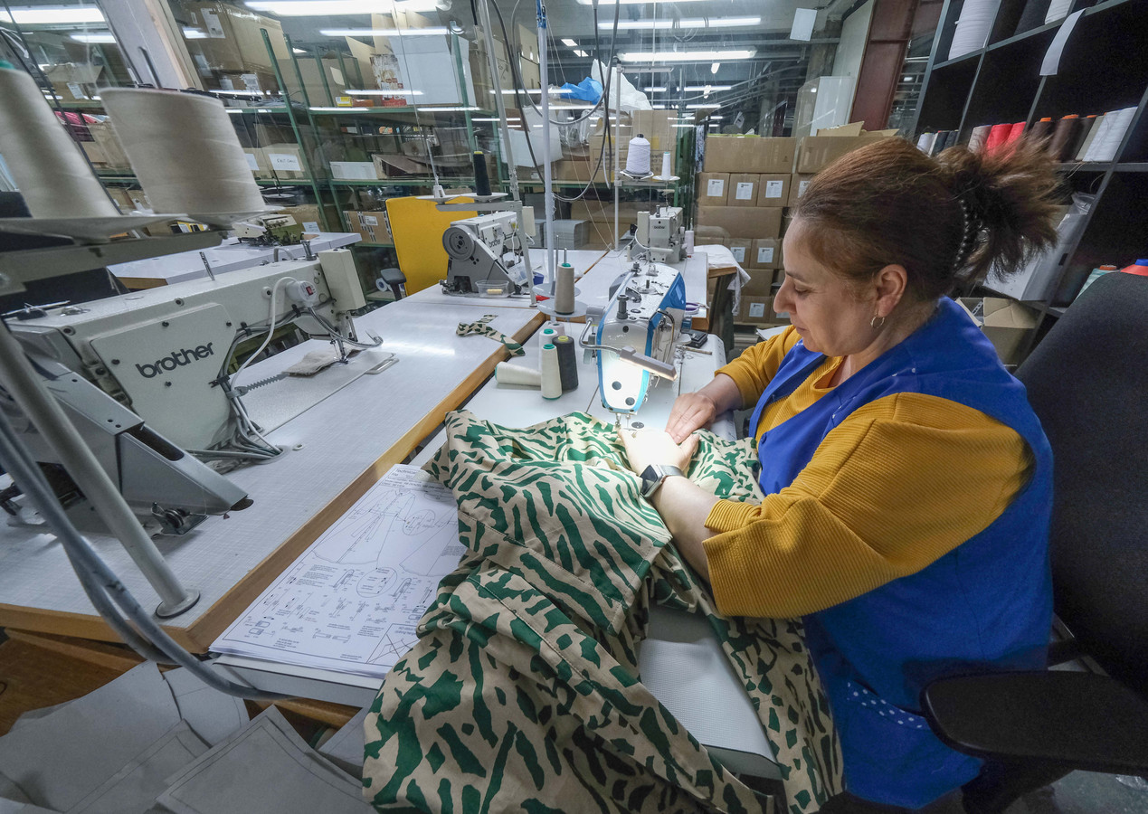 FIER OP WEST. Ballière werkt aan Belgische mode uit Waregem: “In deze ...
