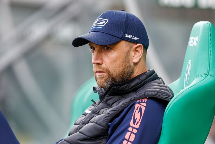 Helmond Sport ziet assistent-trainer Tim Bakens vertrekken | Brabant ...