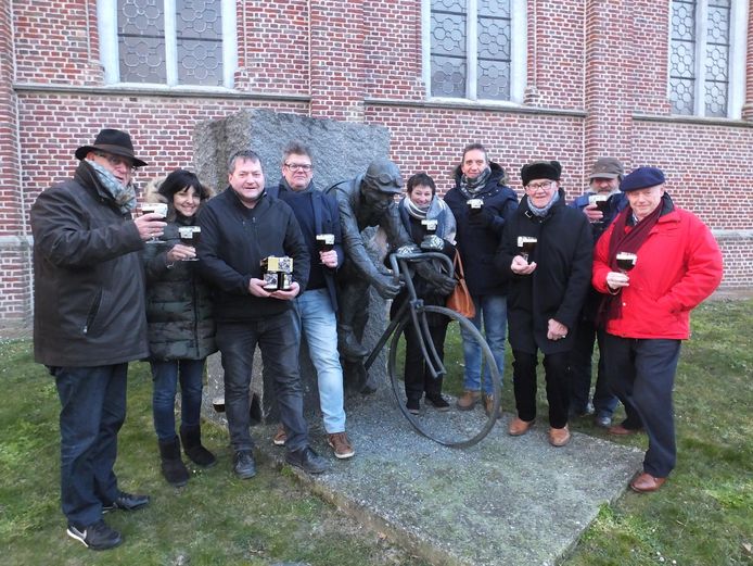 Buysse Bierke krijgt bruin broertje | Deinze | hln.be