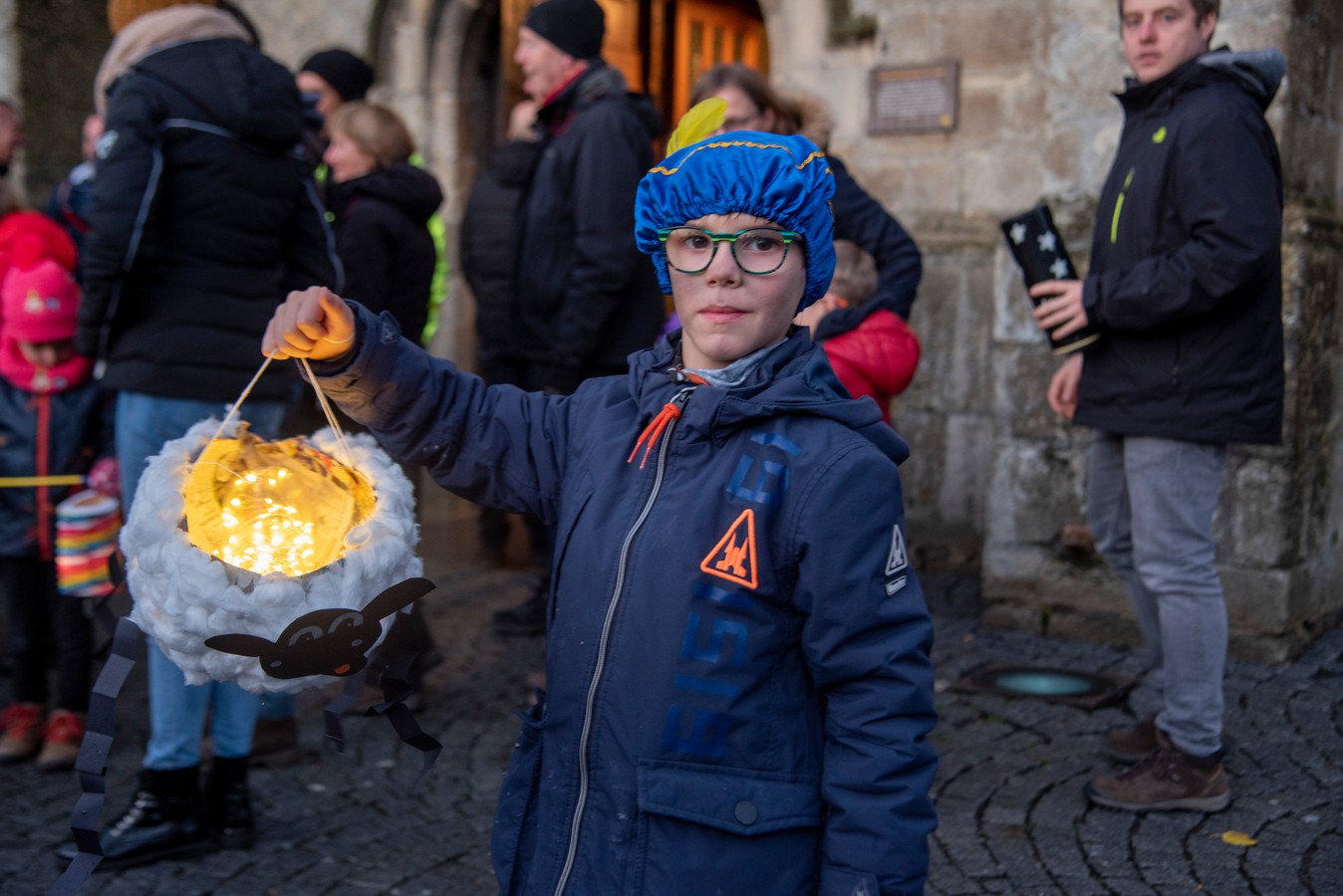 Sint-Maartens feest met lampionnentocht en Sint-Maartens vuur | Foto ... Sint-Maartens feest met lampionnentocht en Sint-Maartens vuur | Foto ...