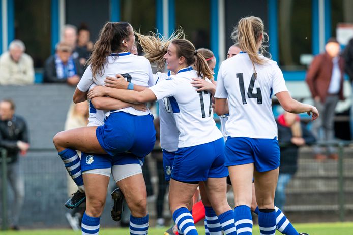 Jacht op competitiegoud voor vrouwen FC Eindhoven geopend, met zege op ...