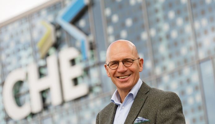 De noodklok van CHE-baas Jan Hol wordt gehoord in de Tweede Kamer ...