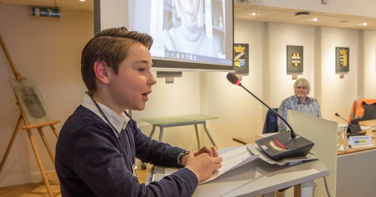 ‘Edelachtbare weledelgestrenge’ Boaz (10) is de eerste ...