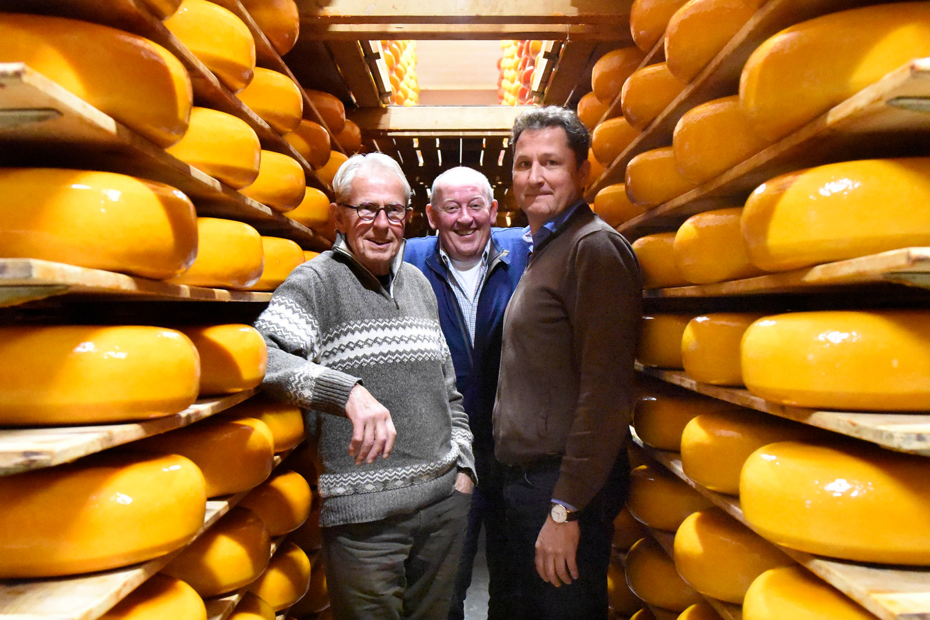 'Je moet weten hoe je een kaas moet behandelen' | Foto | AD.nl